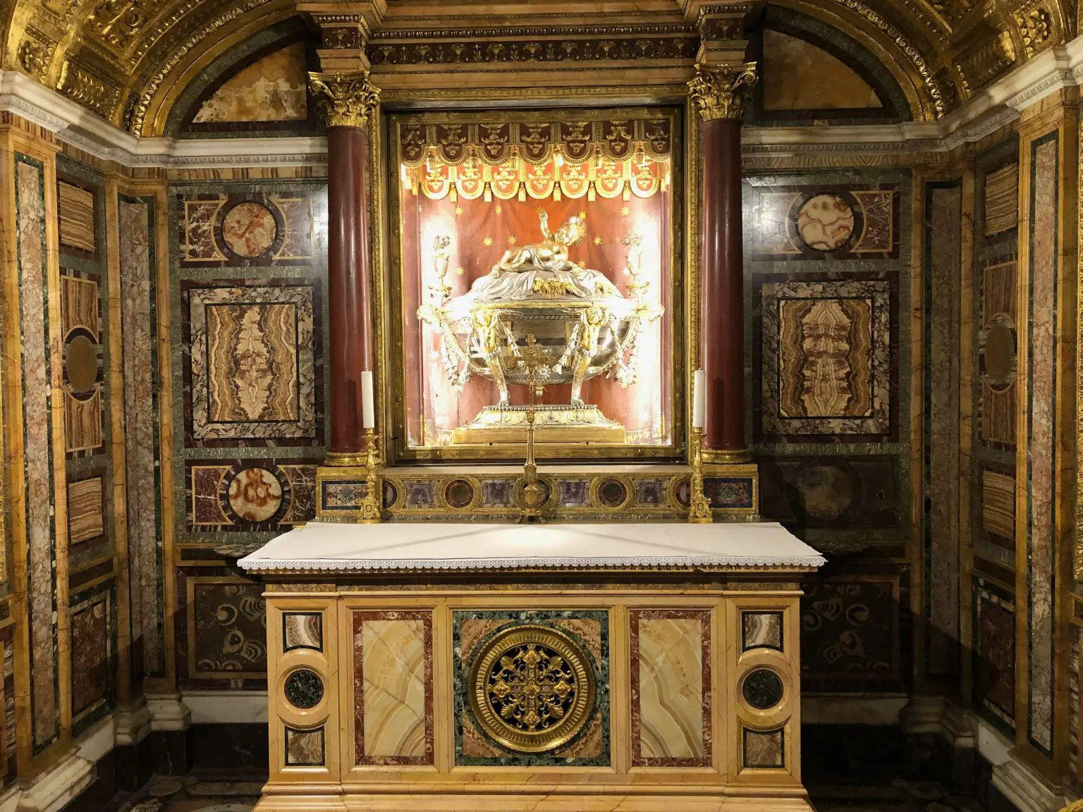 4 Major Basilicas in 1 Day - Crucis Catholic Tours in Rome